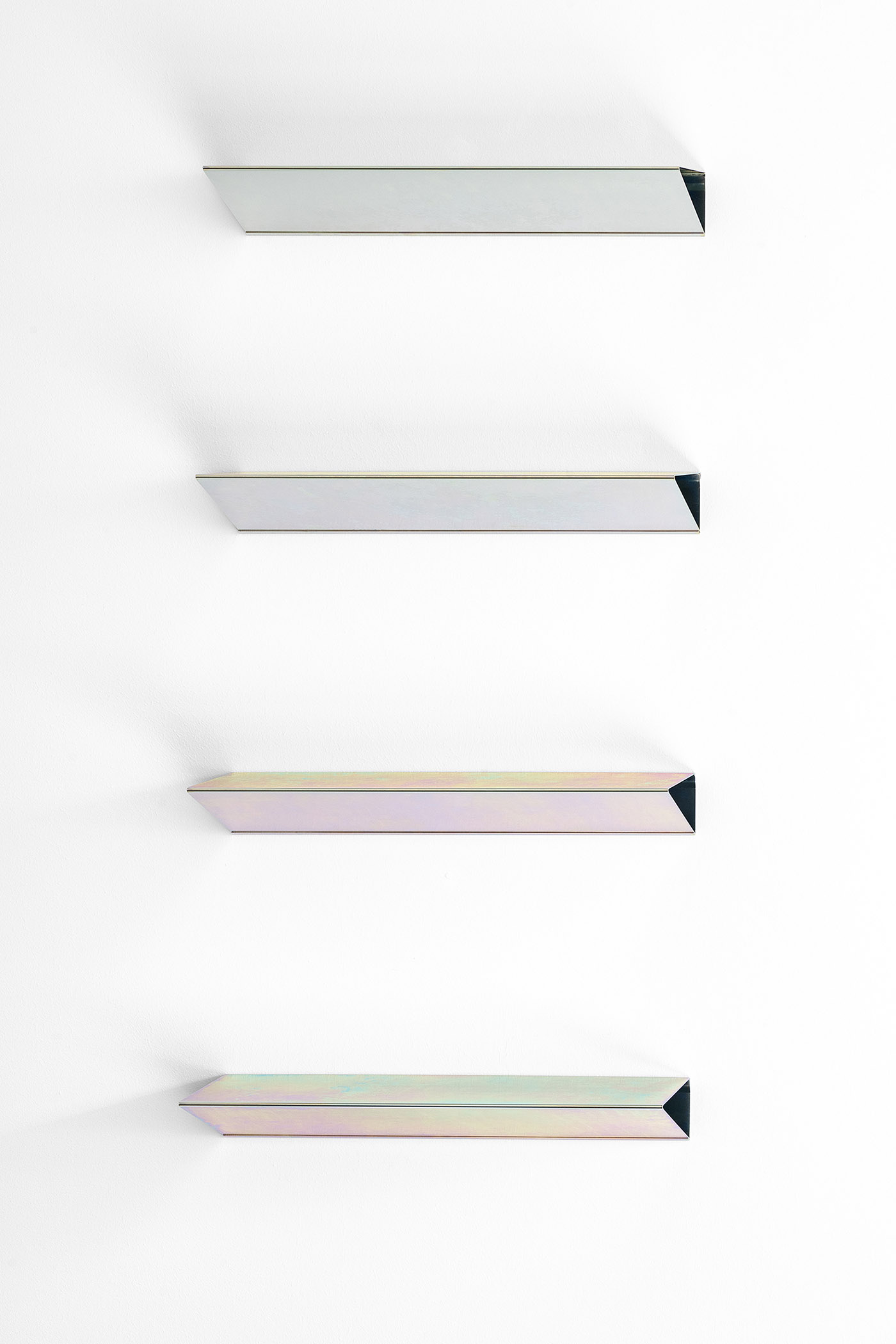 LOEHR — L1 NEWTON shelf