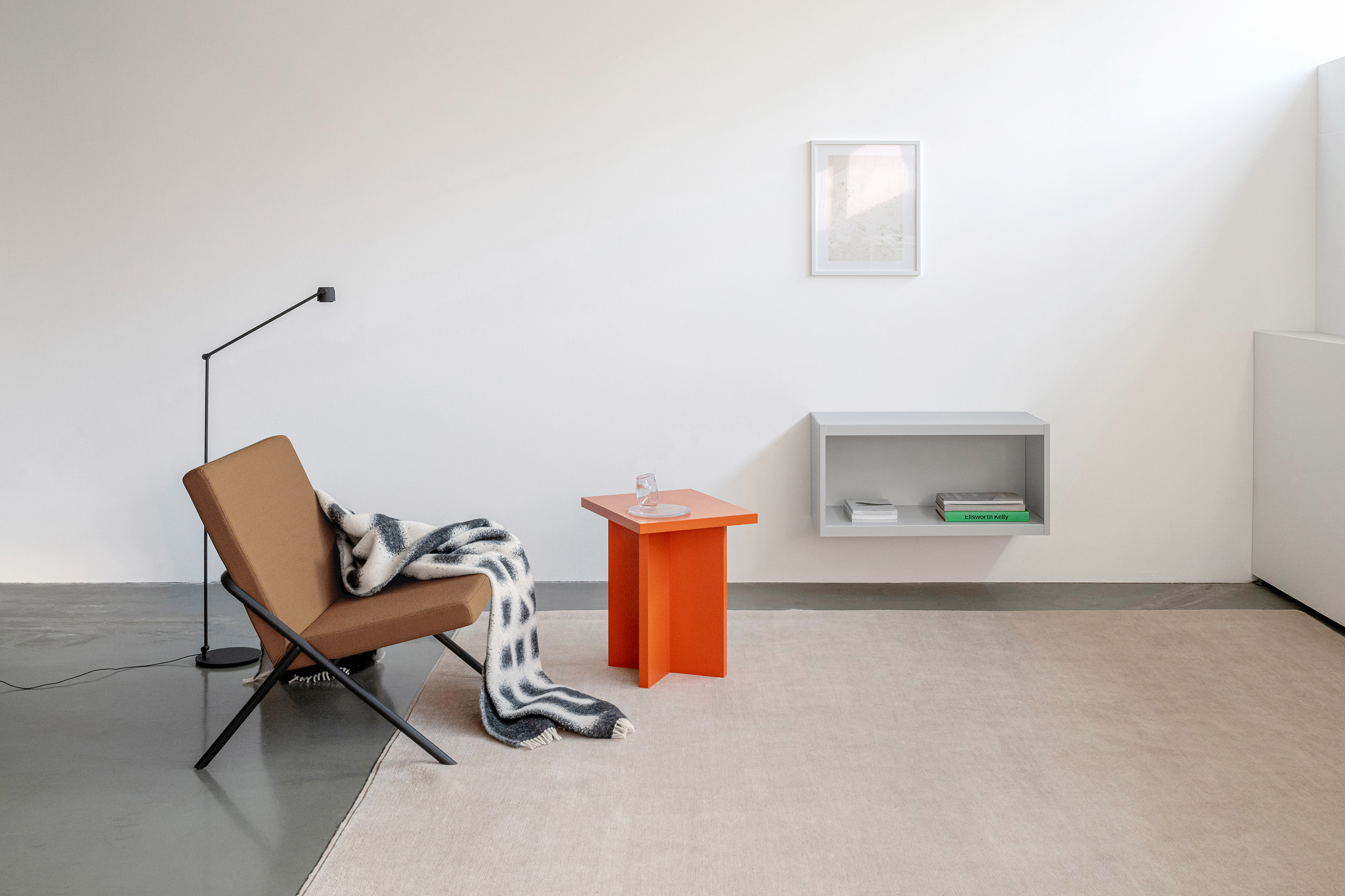 LOEHR — W1 STACK shelving system